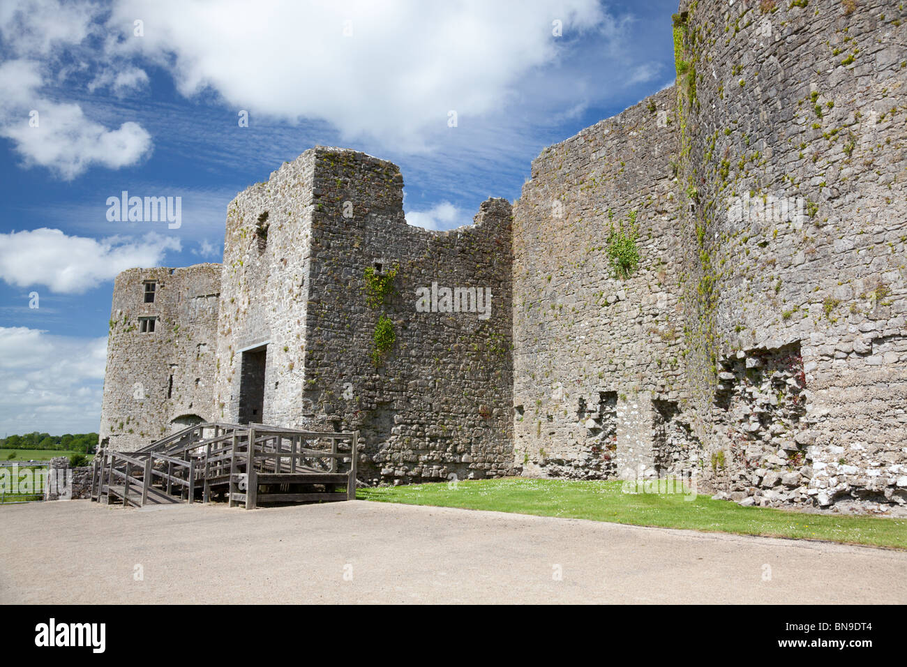 Roscommon Castle, Ireland Stock Photo - Alamy