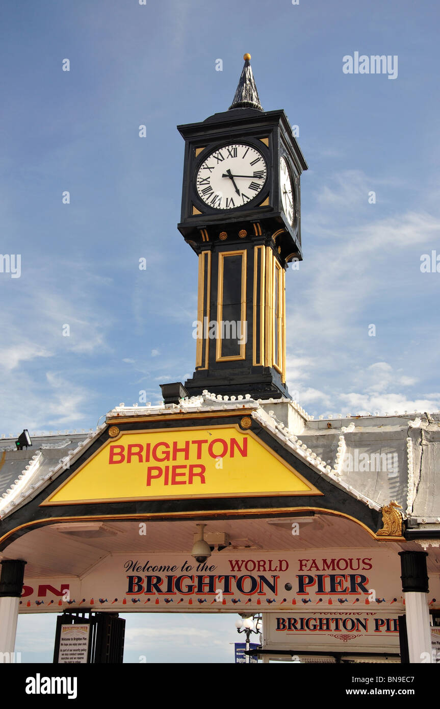 Entrance clock tower, Brighton Pier, Brighton, East Sussex, England ...