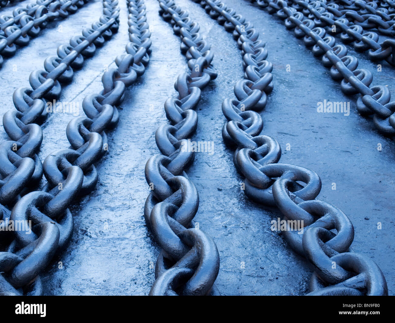 Naturally blue toned ship chains on the dock Stock Photo - Alamy