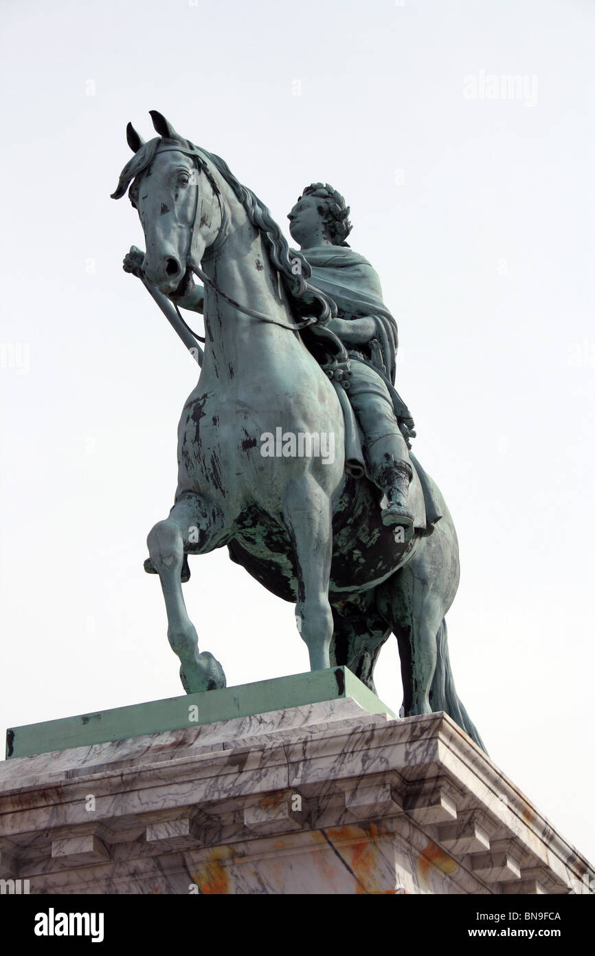 Equestrian statue of king Frederick V of Denmark, Amelienborg Palace ...