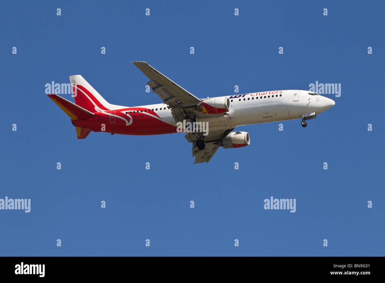 B737 hi-res stock photography and images - Alamy