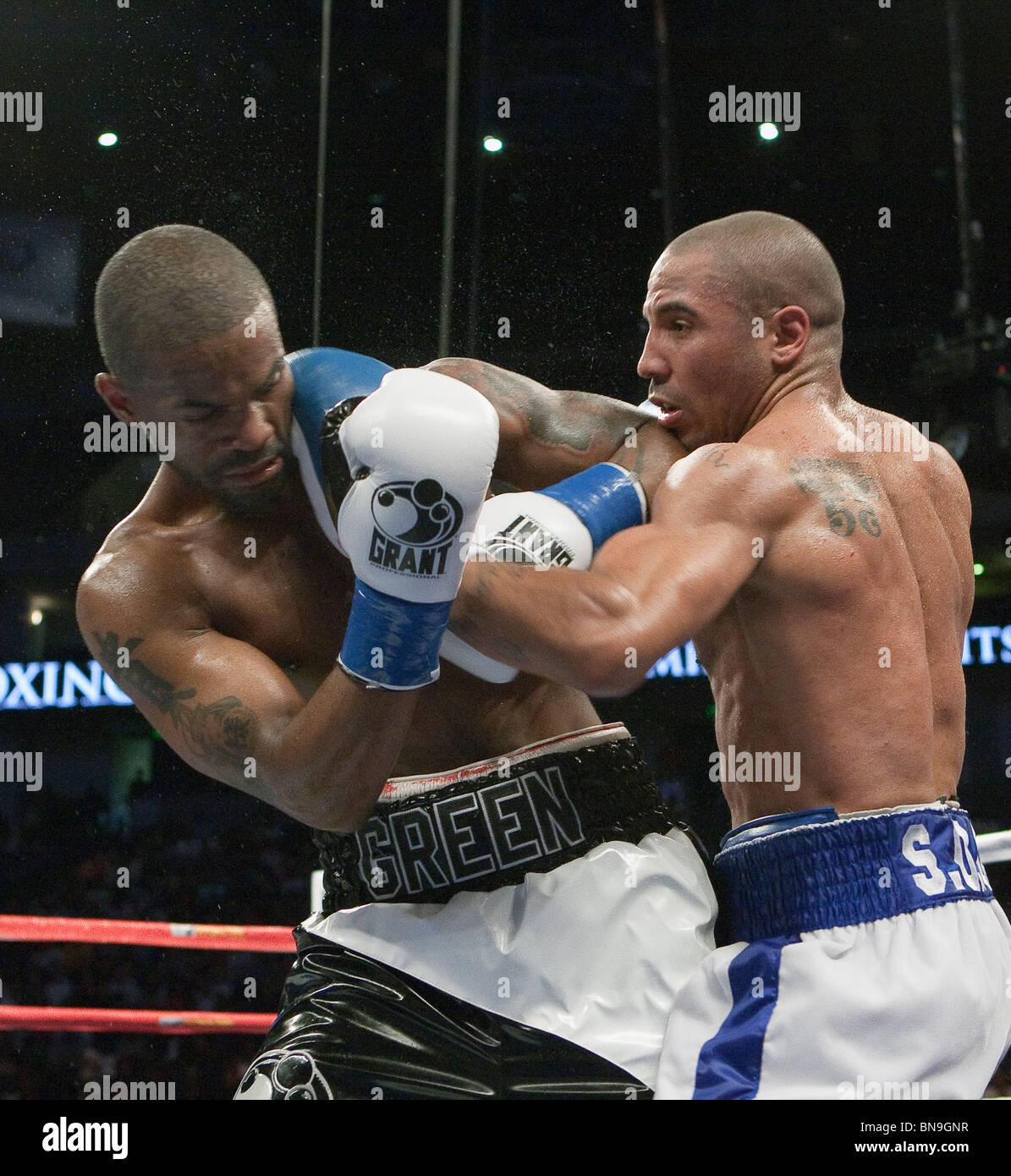 Andre Ward vs Allan Green Stock Photo - Alamy
