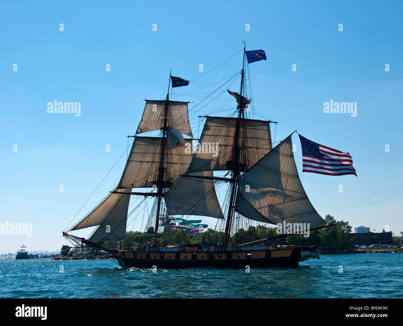 Tallship mast hi-res stock photography and images - Alamy