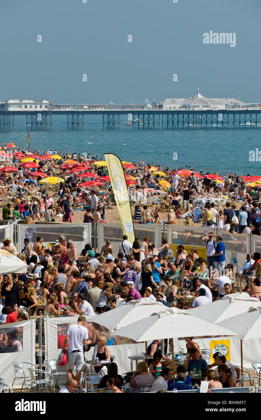 Crowded beach, Brighton, East Sussex, United Kingdom Stock Photo - Alamy