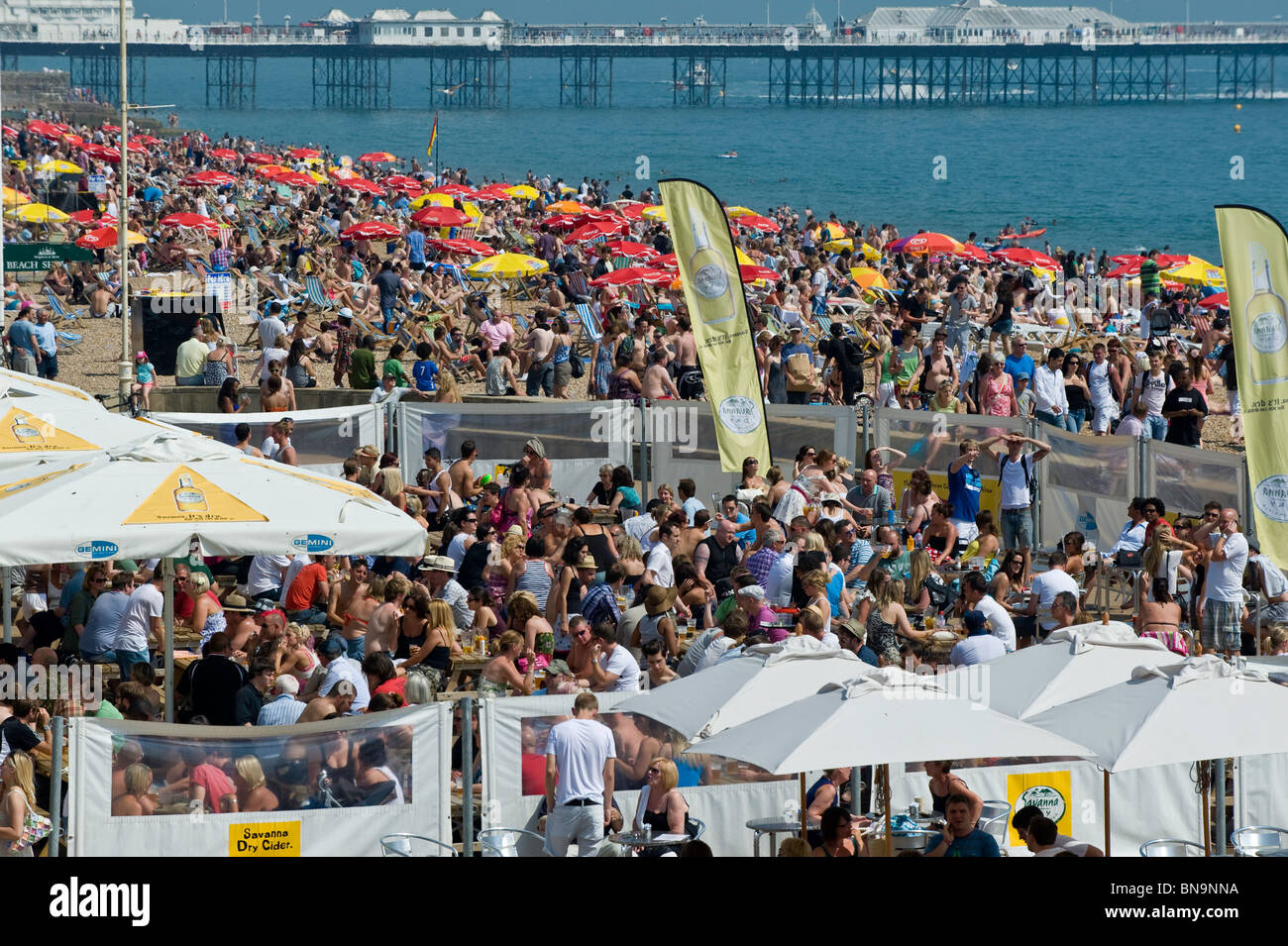 Crowded beach, Brighton, East Sussex, United Kingdom Stock Photo - Alamy
