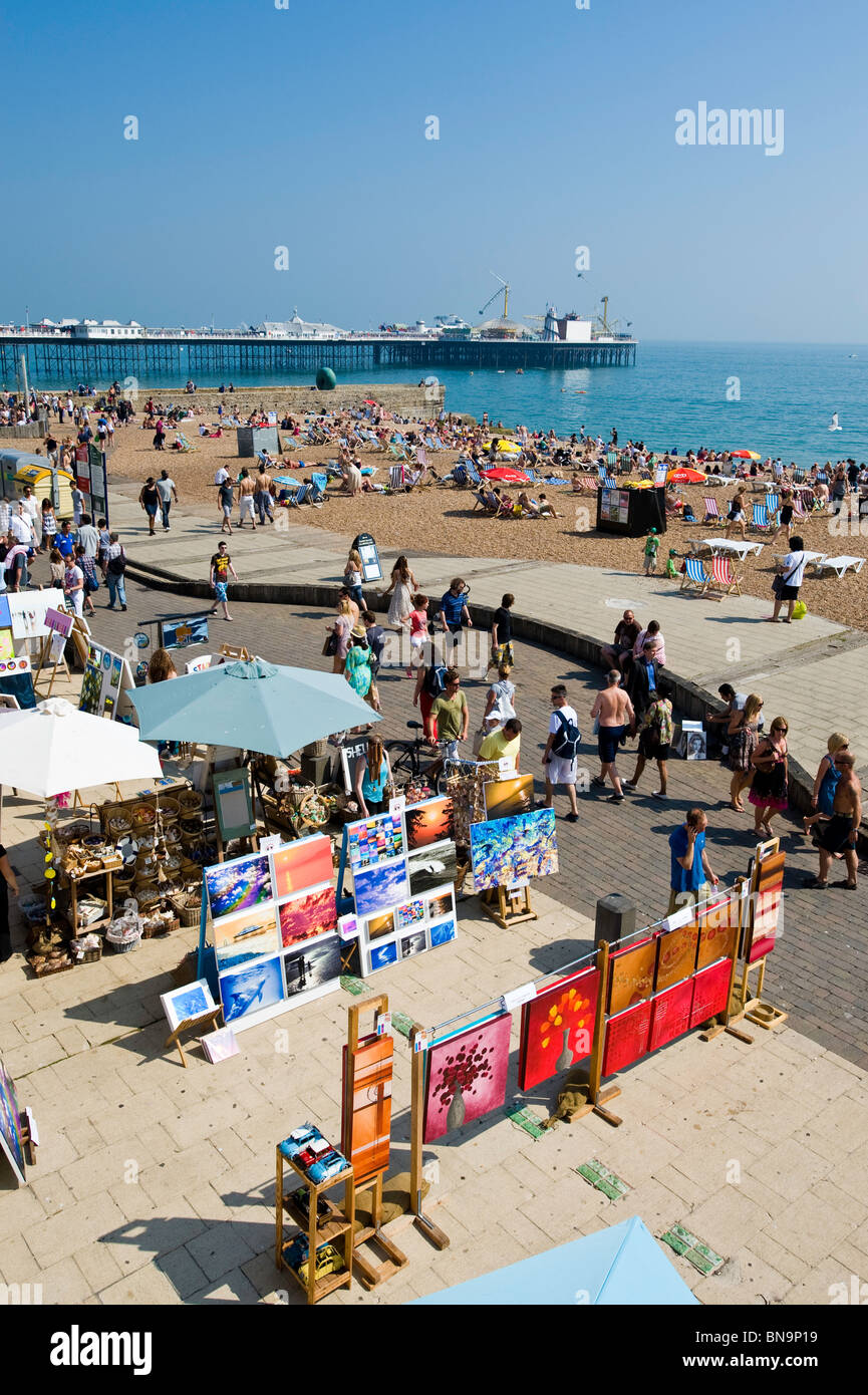 Brighton busy hi-res stock photography and images - Alamy