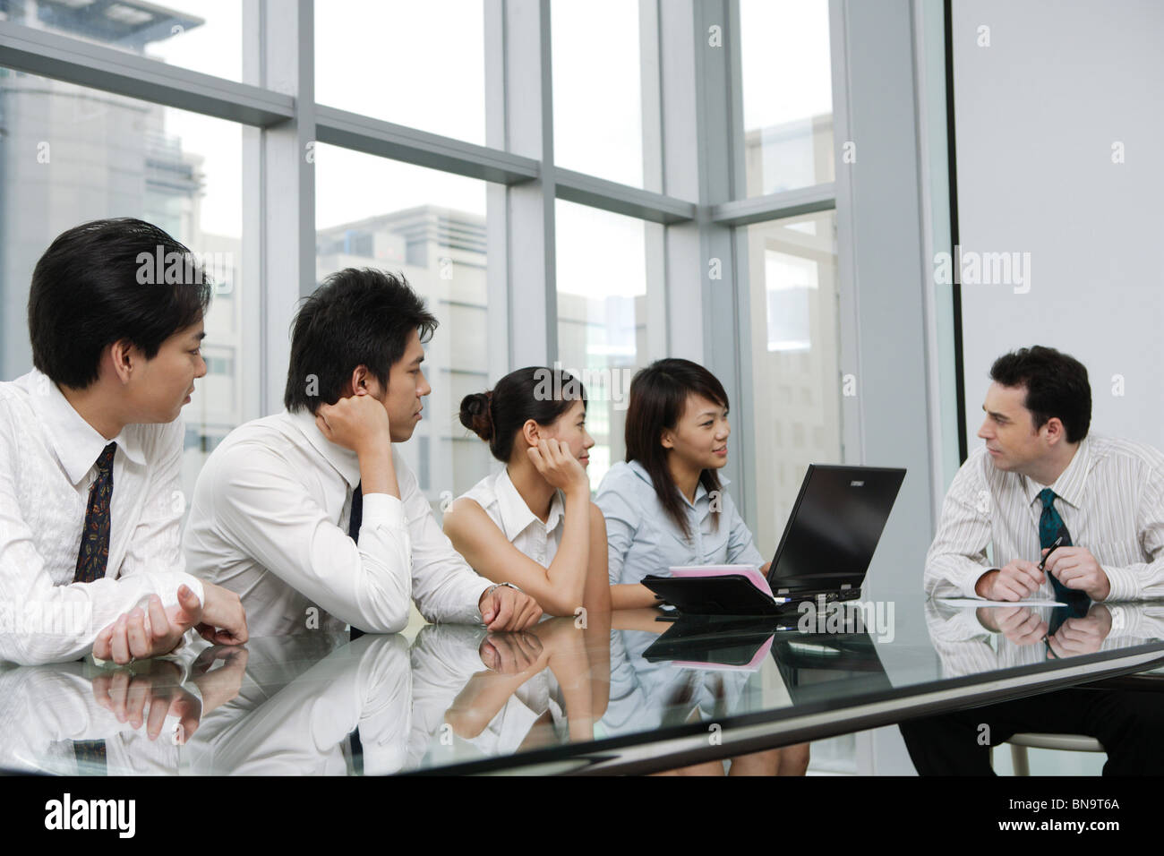 white-collar workers working in office Stock Photo - Alamy