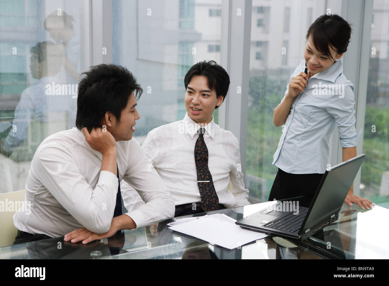 white-collar workers working in office Stock Photo - Alamy