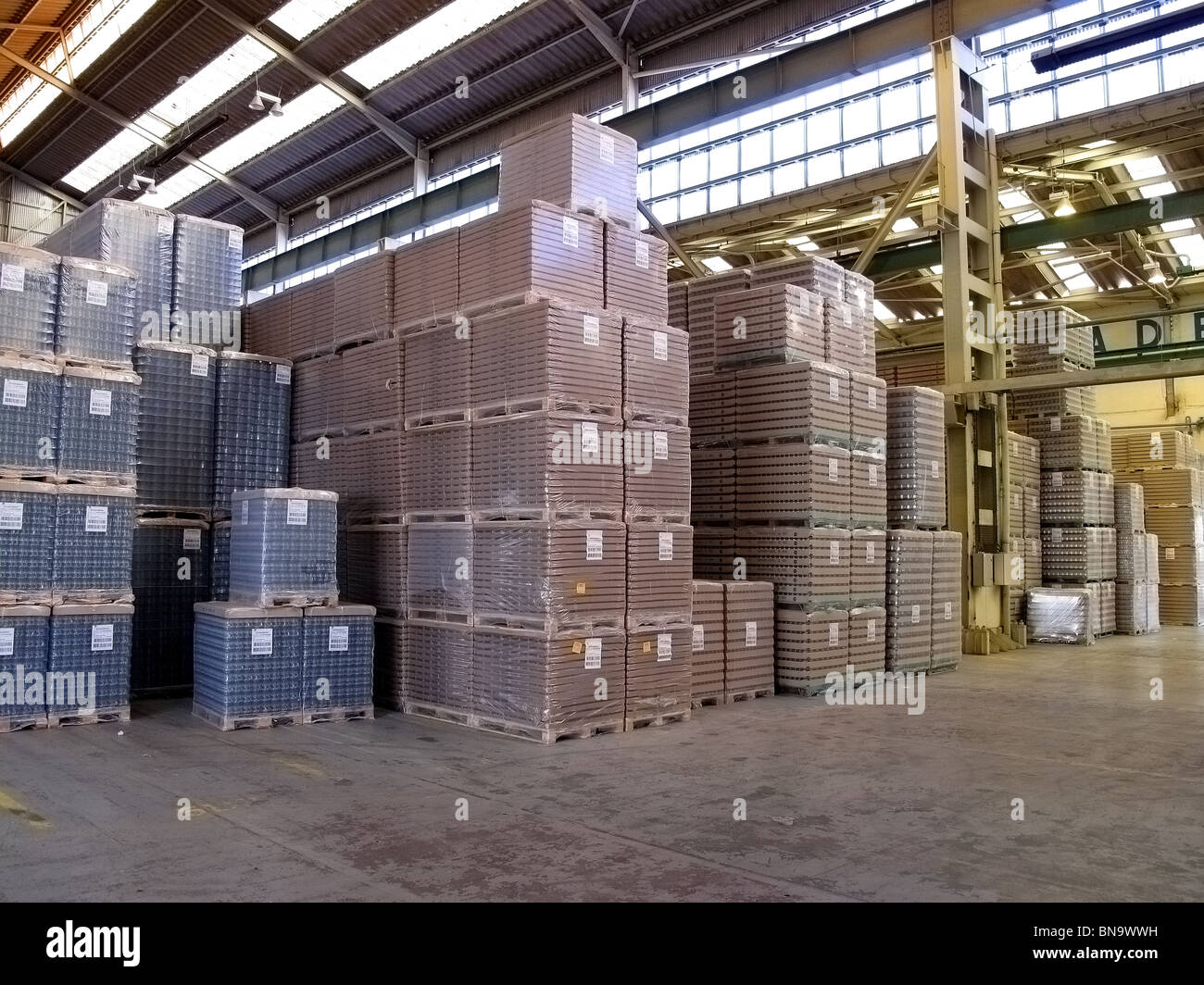 Palletized hi-res stock photography and images - Alamy