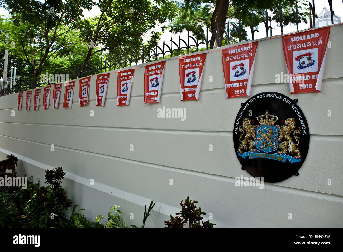 Bangkok thailand july 2010 hi-res stock photography and images - Alamy