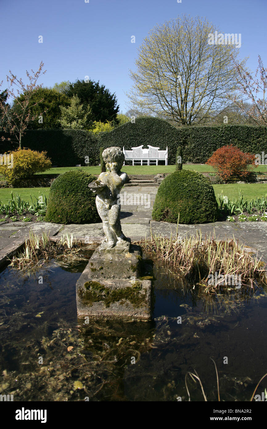 Cherub flowers hi-res stock photography and images - Alamy