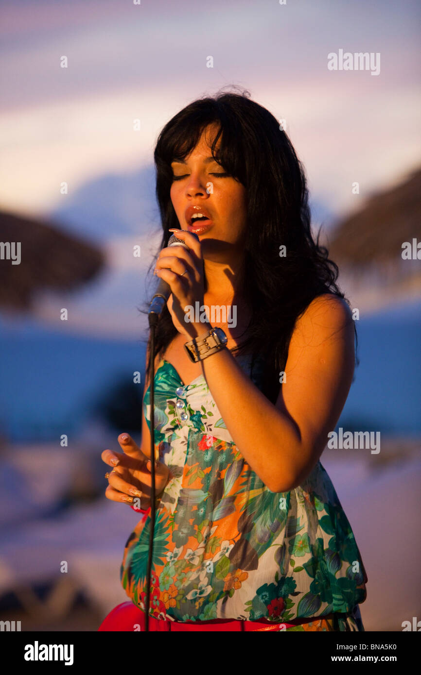 Female vocal hi-res stock photography and images - Alamy