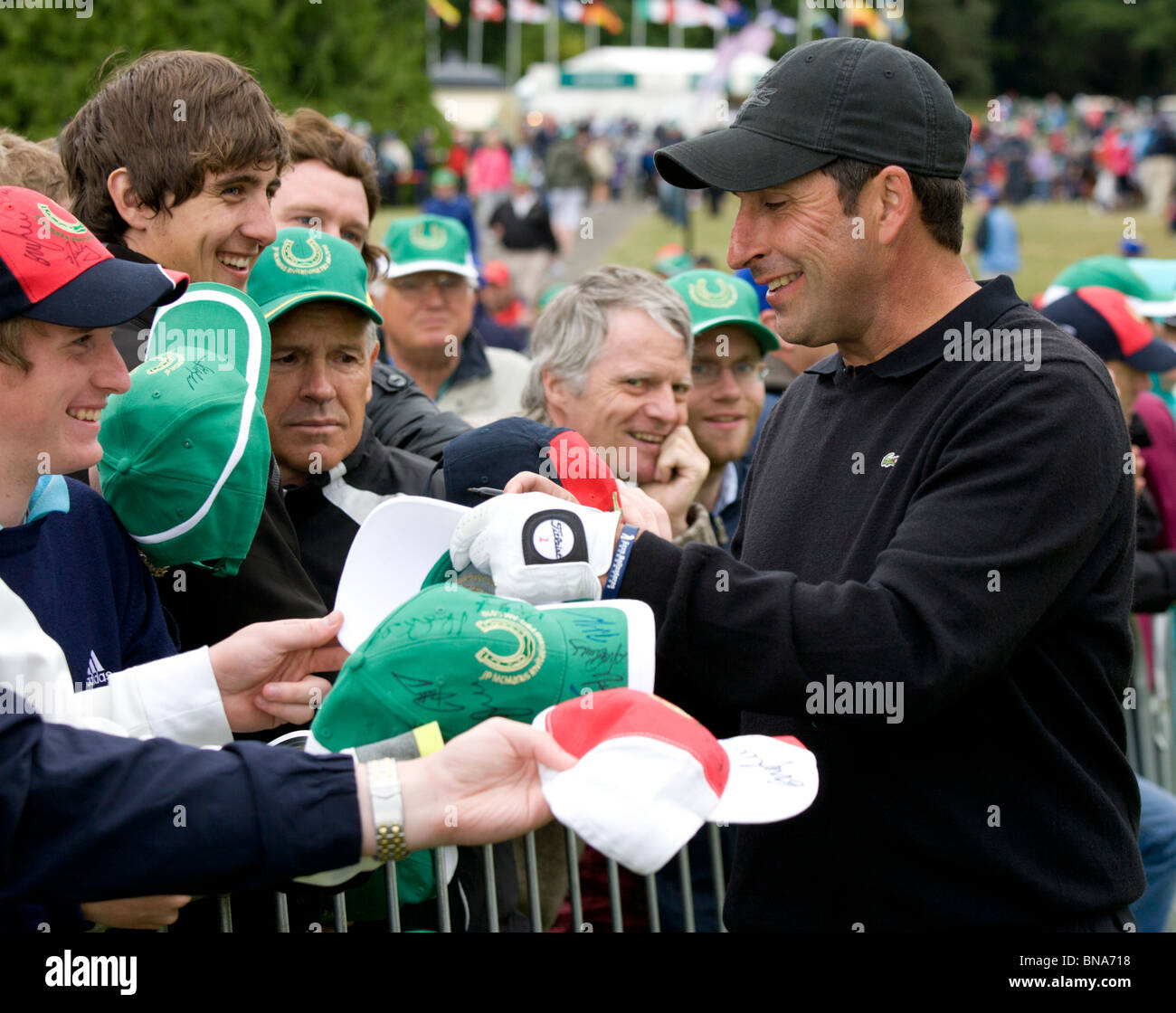 Golf tournament fans hi-res stock photography and images - Alamy