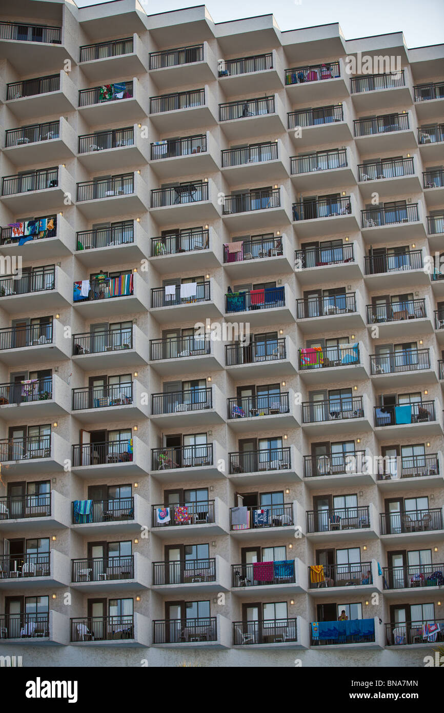 Crowded hotel tower along the beach in Myrtle Beach, SC Stock Photo - Alamy
