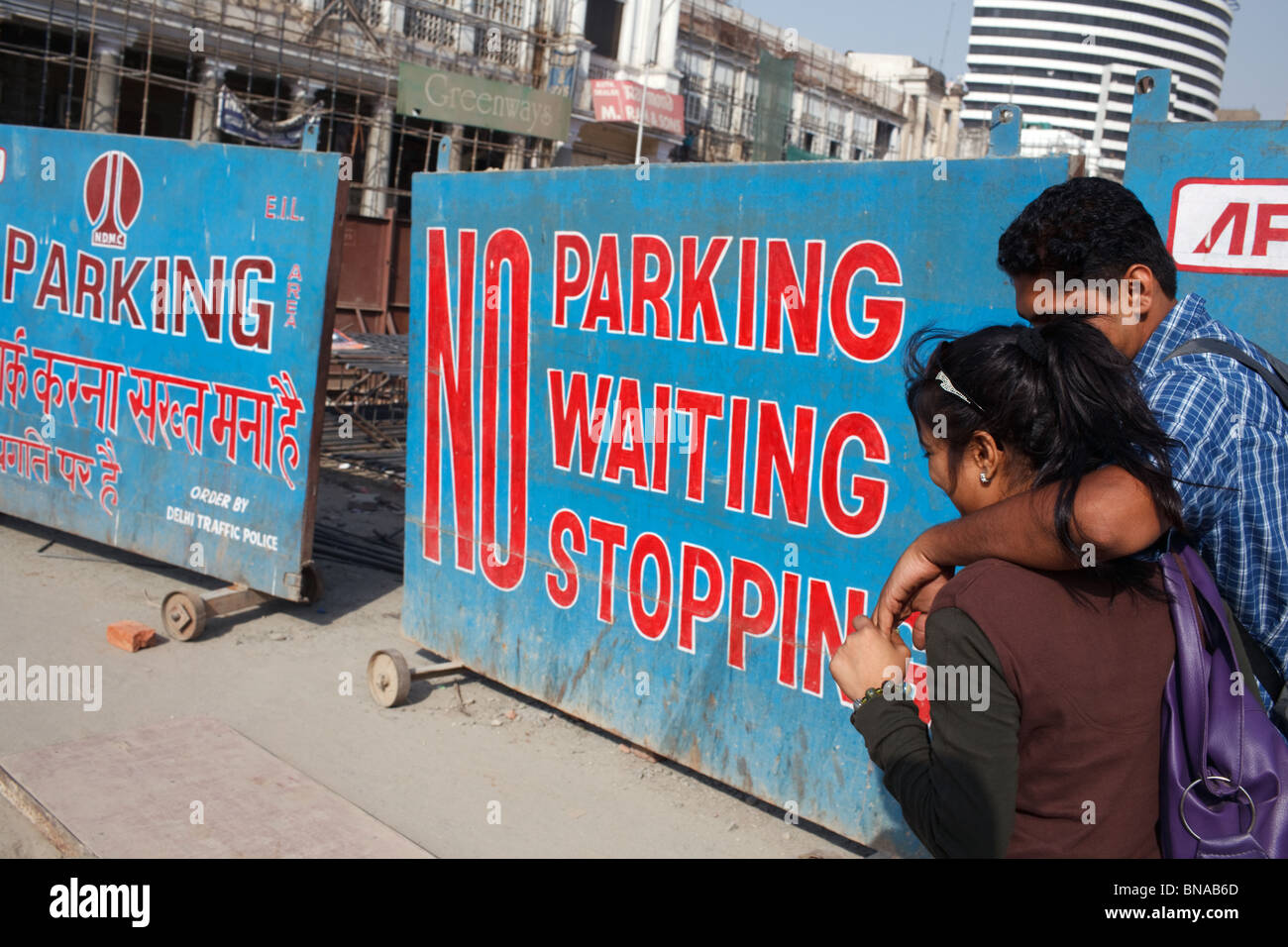 Delhi metro construction hi-res stock photography and images - Alamy