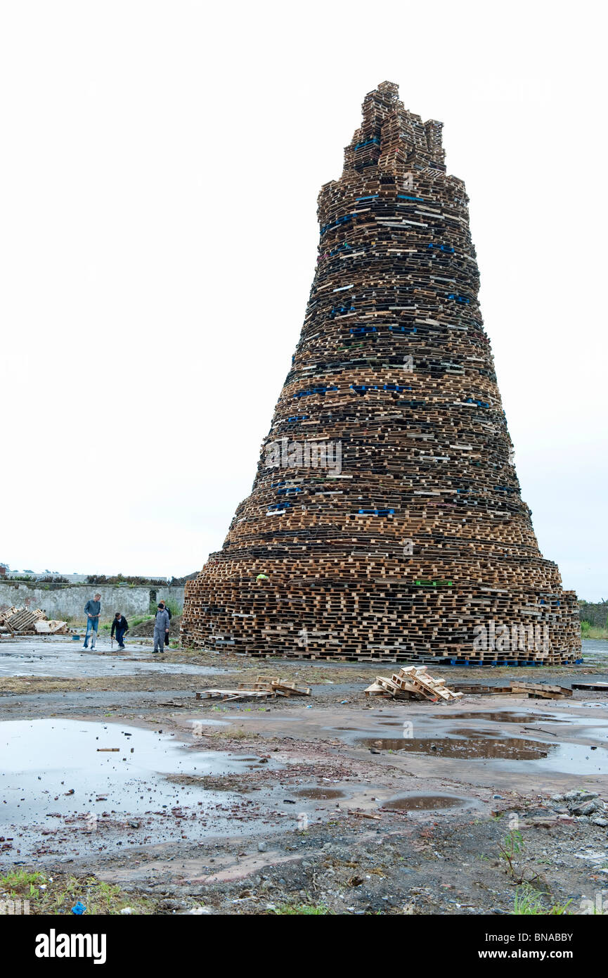 Eleventh night hi-res stock photography and images - Alamy