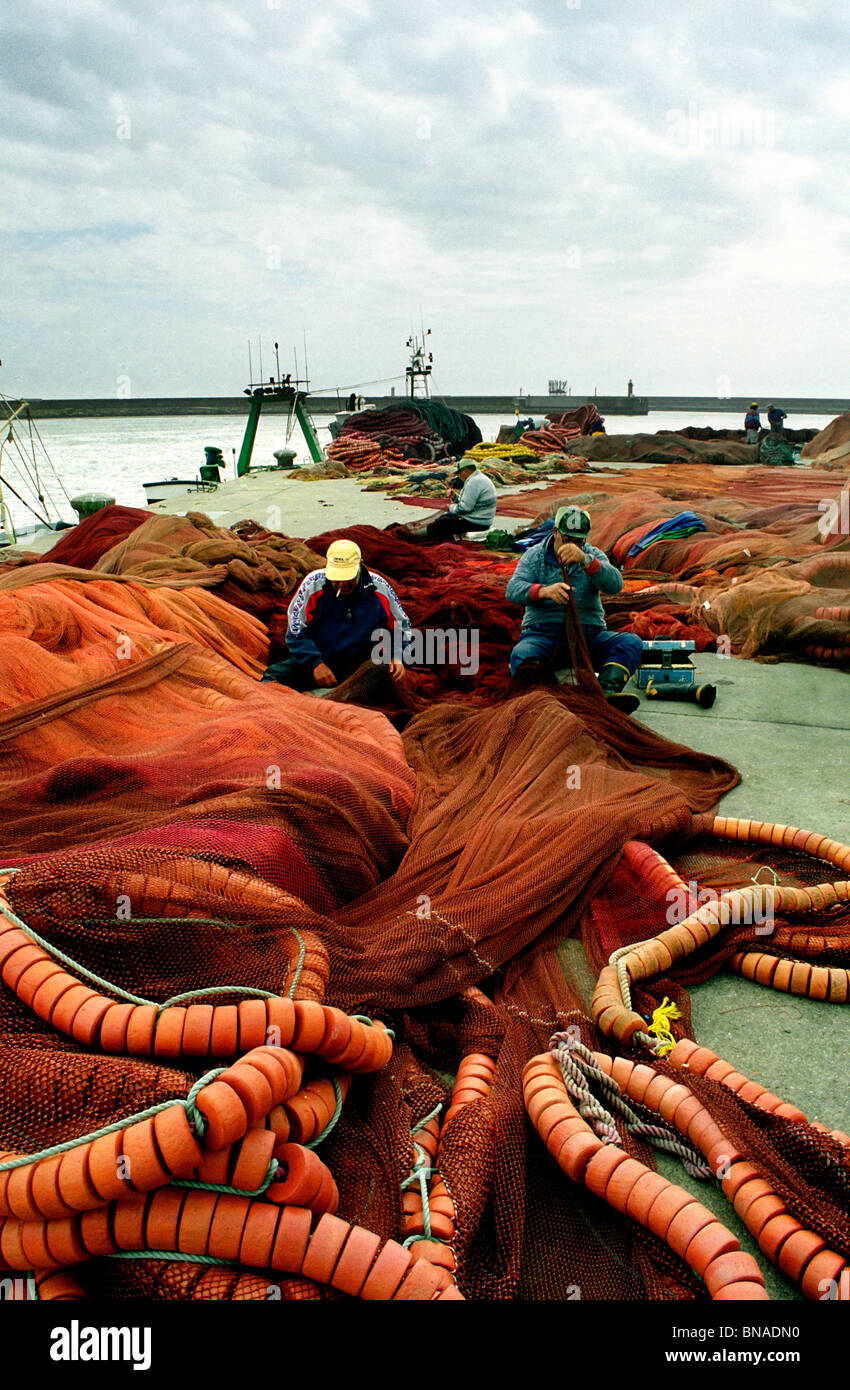 Redes pesca hi-res stock photography and images - Alamy