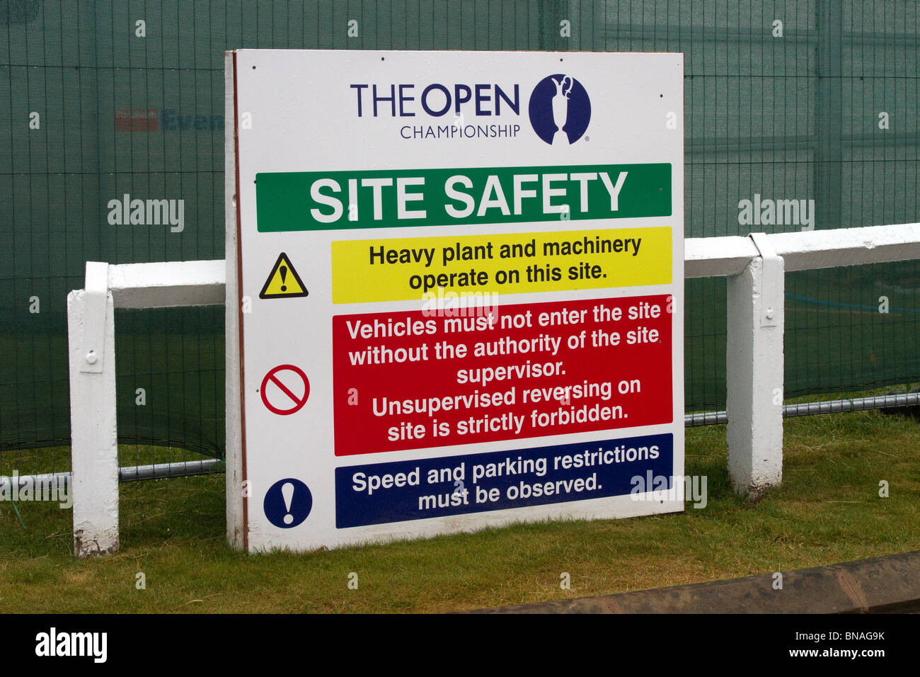 Site safety rules hi-res stock photography and images - Alamy