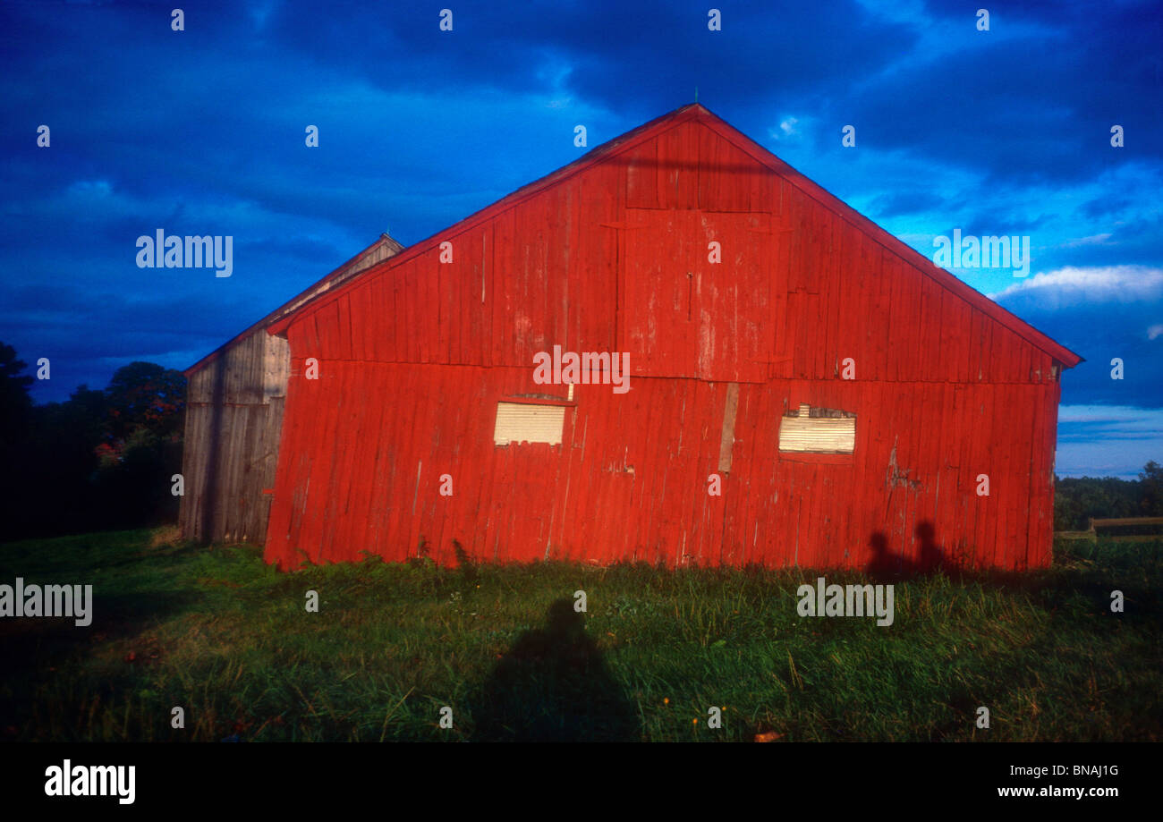 Red barn in thunderstorm Stock Photo - Alamy