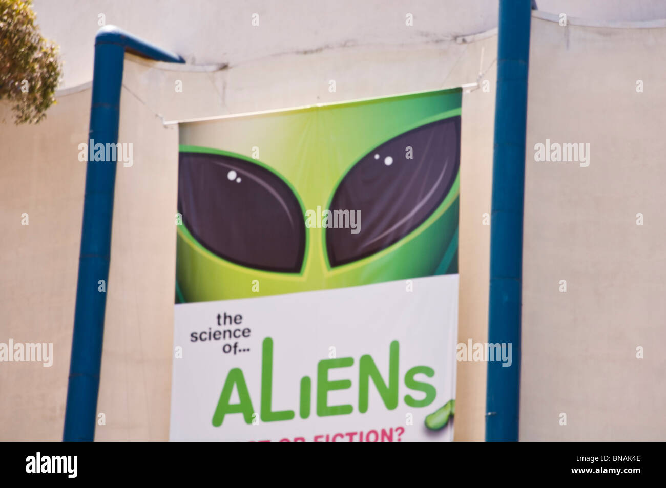 Et alien hi-res stock photography and images - Alamy