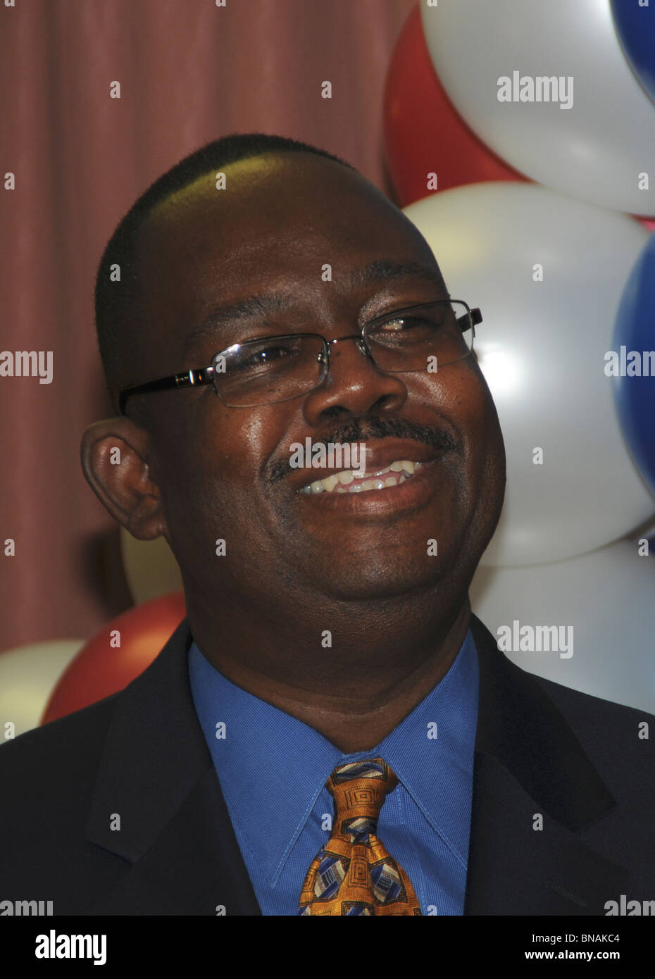 portrait of a smiling man Stock Photo - Alamy