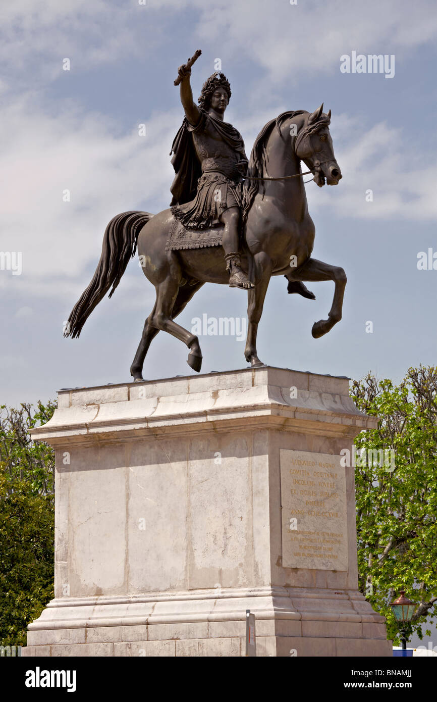 Statue Louis XIV at the place Peyrou, Montpellier Stock Photo - Alamy