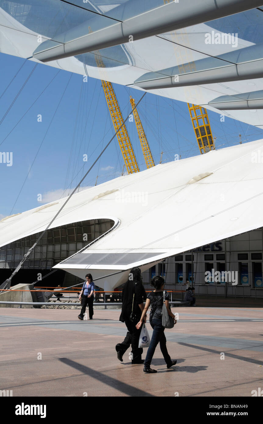 UK Views of the Millennium Dome and O2 Arena new Olympic access from ...