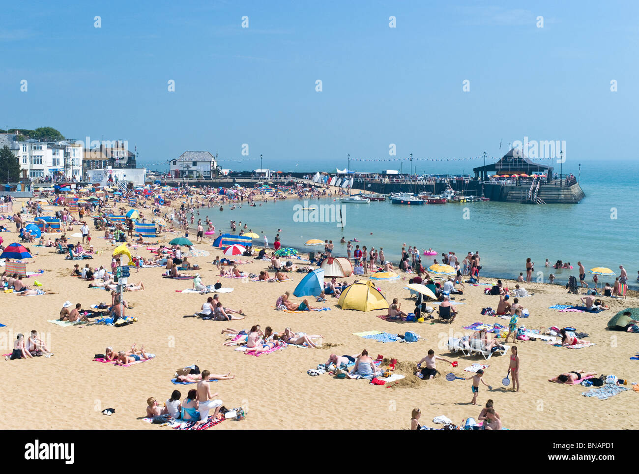 Broadstairs beach hi-res stock photography and images - Alamy