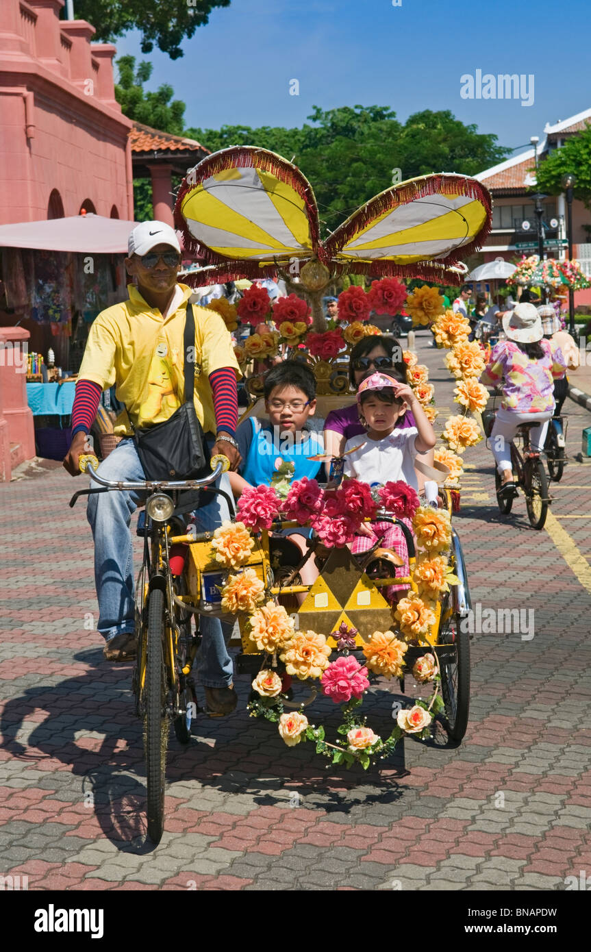 Rickshaw Town Square Malacca Melaka Malaysia Stock Photo - Alamy Rickshaw Town Square Malacca Melaka Malaysia Stock Photo - Alamy