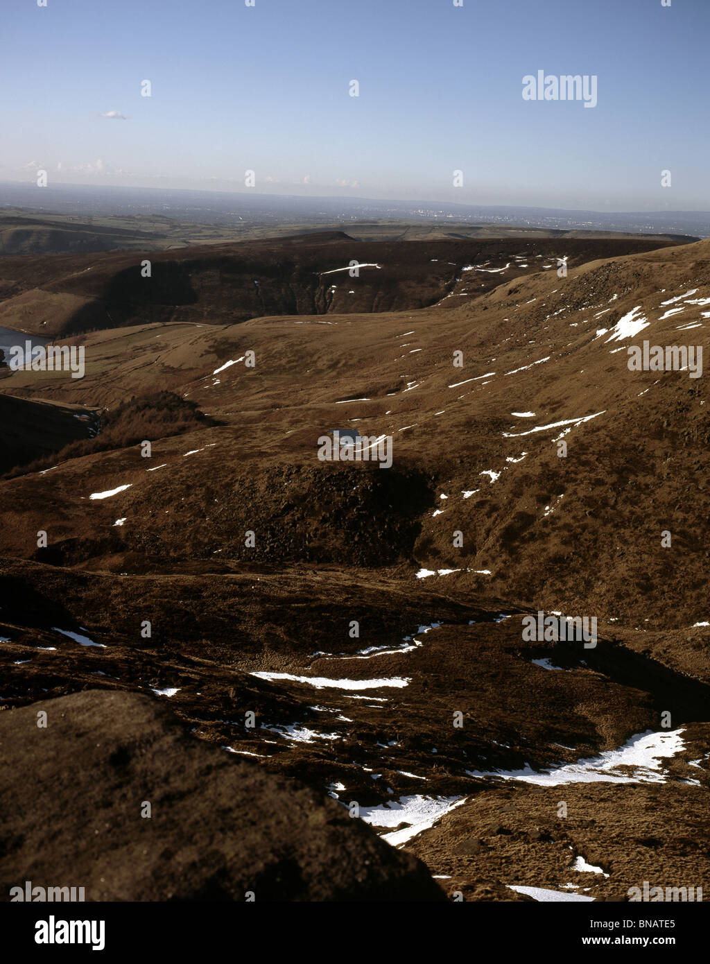 Mermaid's Pool Winter Kinder Scout Western Edge near Hayfield Peak ...