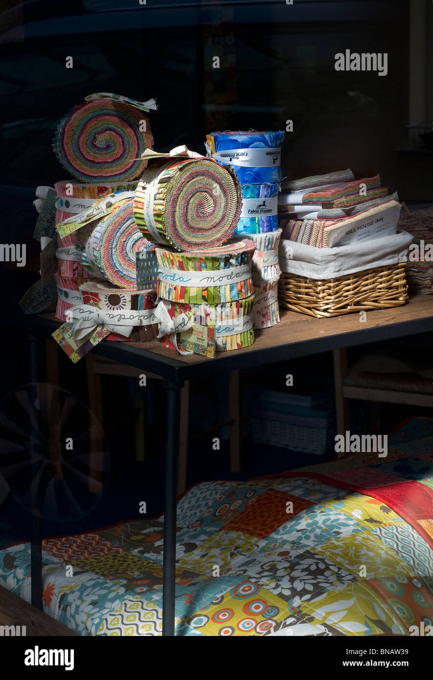 Quilt making materials hi-res stock photography and images - Alamy