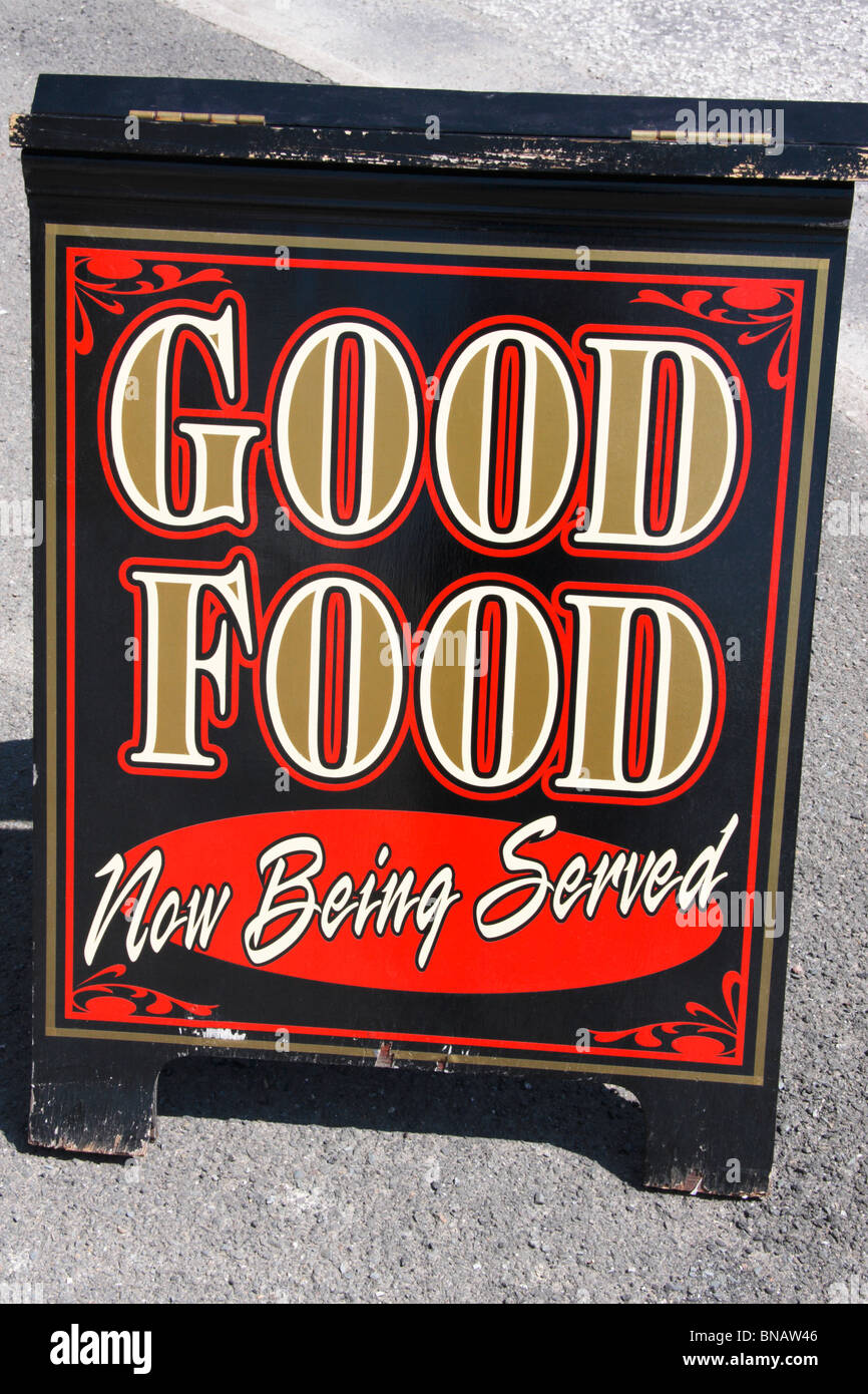 Pub food signs hi-res stock photography and images - Alamy