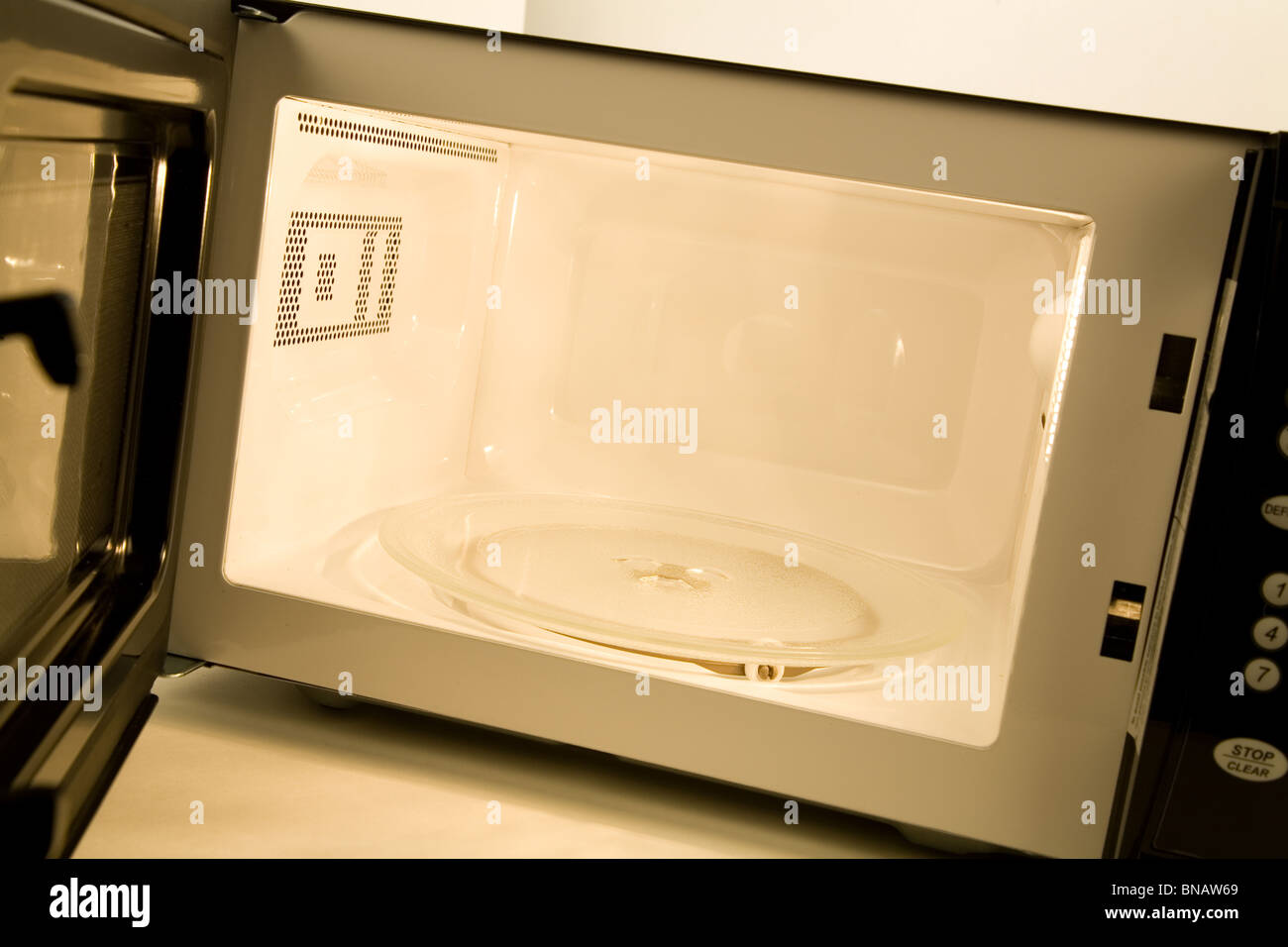 Kitchen microwave oven hi-res stock photography and images - Alamy