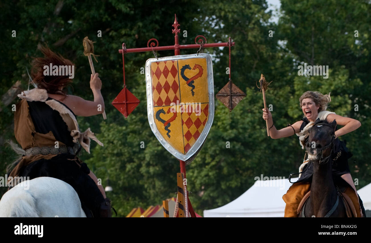 Medieval tournament hi-res stock photography and images - Alamy