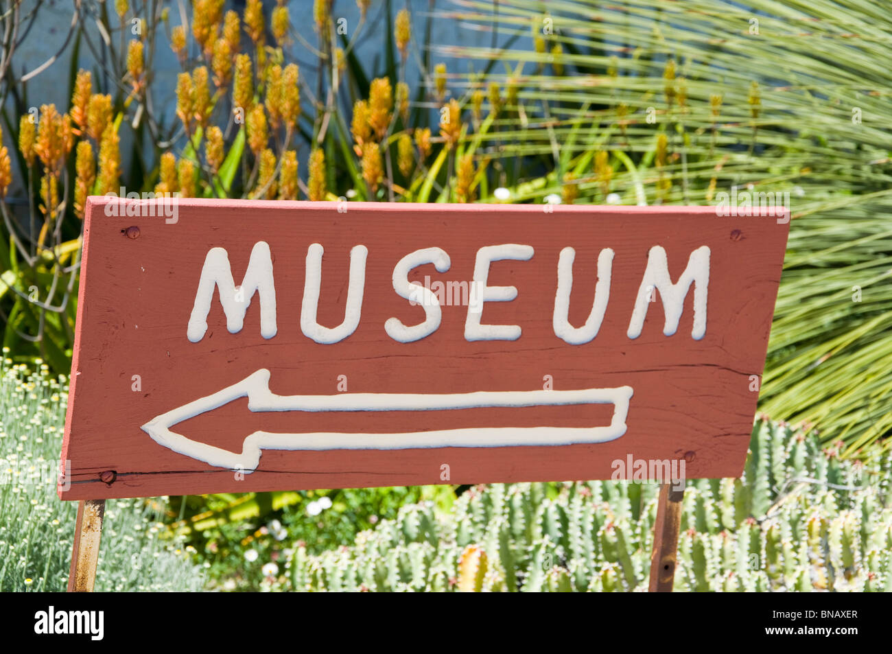Museum sign hi-res stock photography and images - Alamy