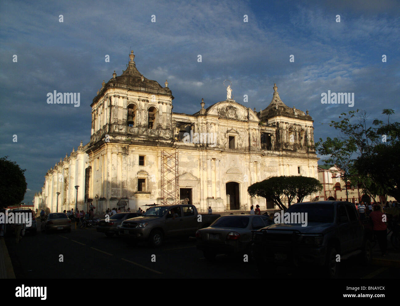 The Cathedral in Parque Central in Leon in Nicaragua Stock Photo - Alamy