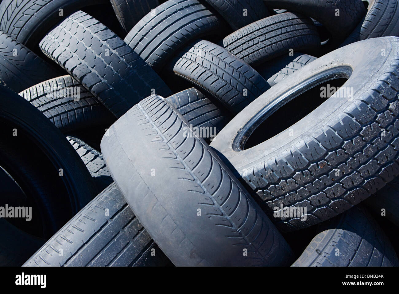 Stack of tyres Stock Photo - Alamy