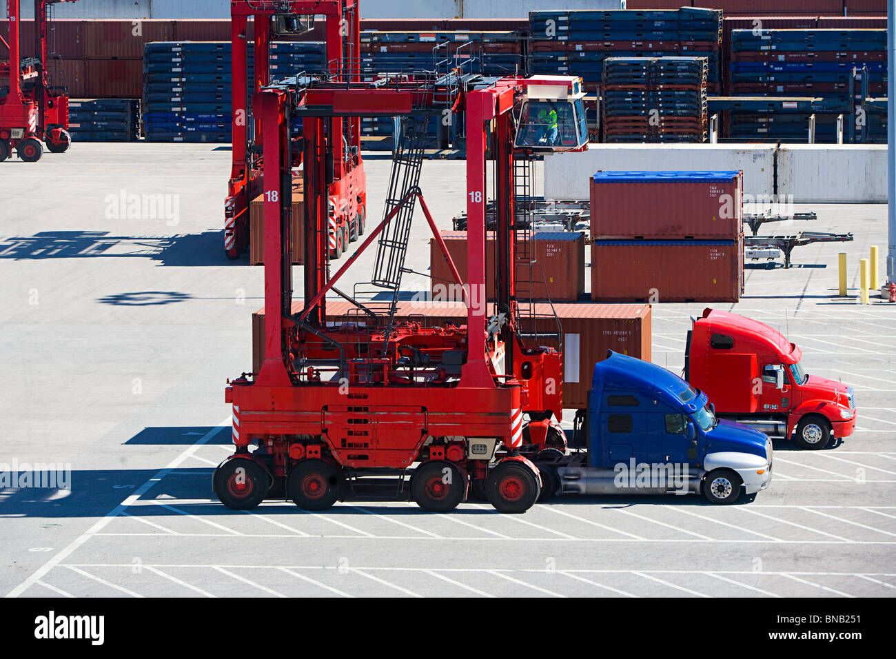 Two trucks hi-res stock photography and images - Alamy