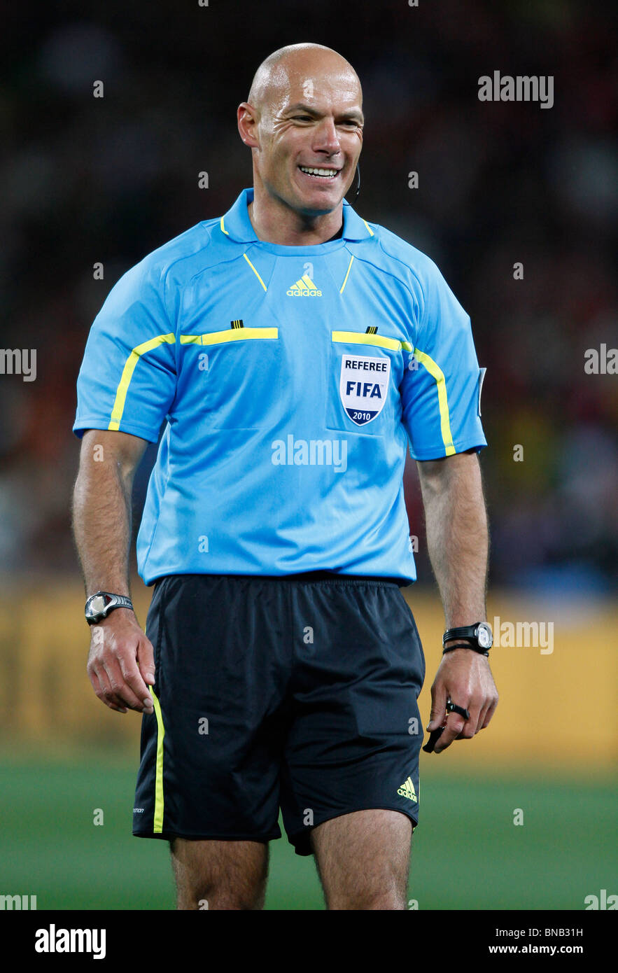 HOWARD WEBB NETHERLANDS V SPAIN SOCCER CITY JOHANNESBURG SOUTH AFRICA ...