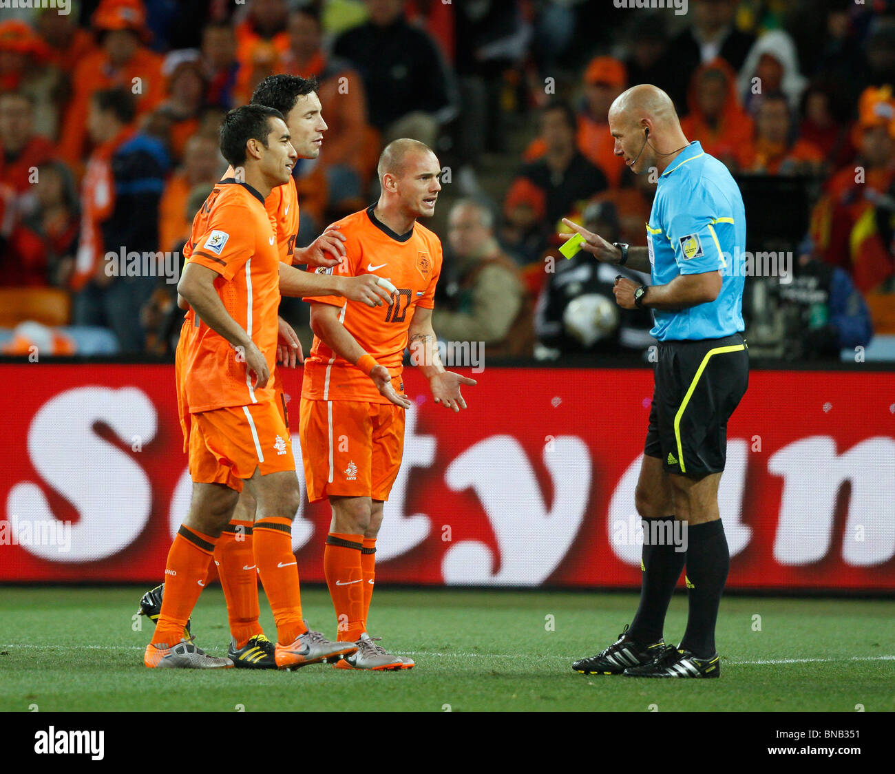 Dutch soccer players hi-res stock photography and images - Alamy
