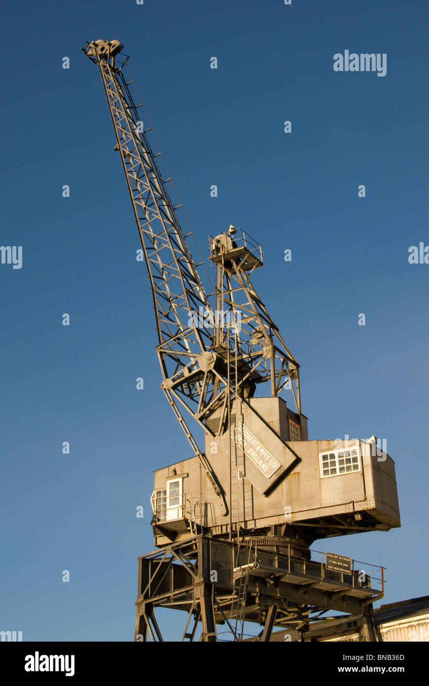 Vintage dock crane hi-res stock photography and images - Alamy