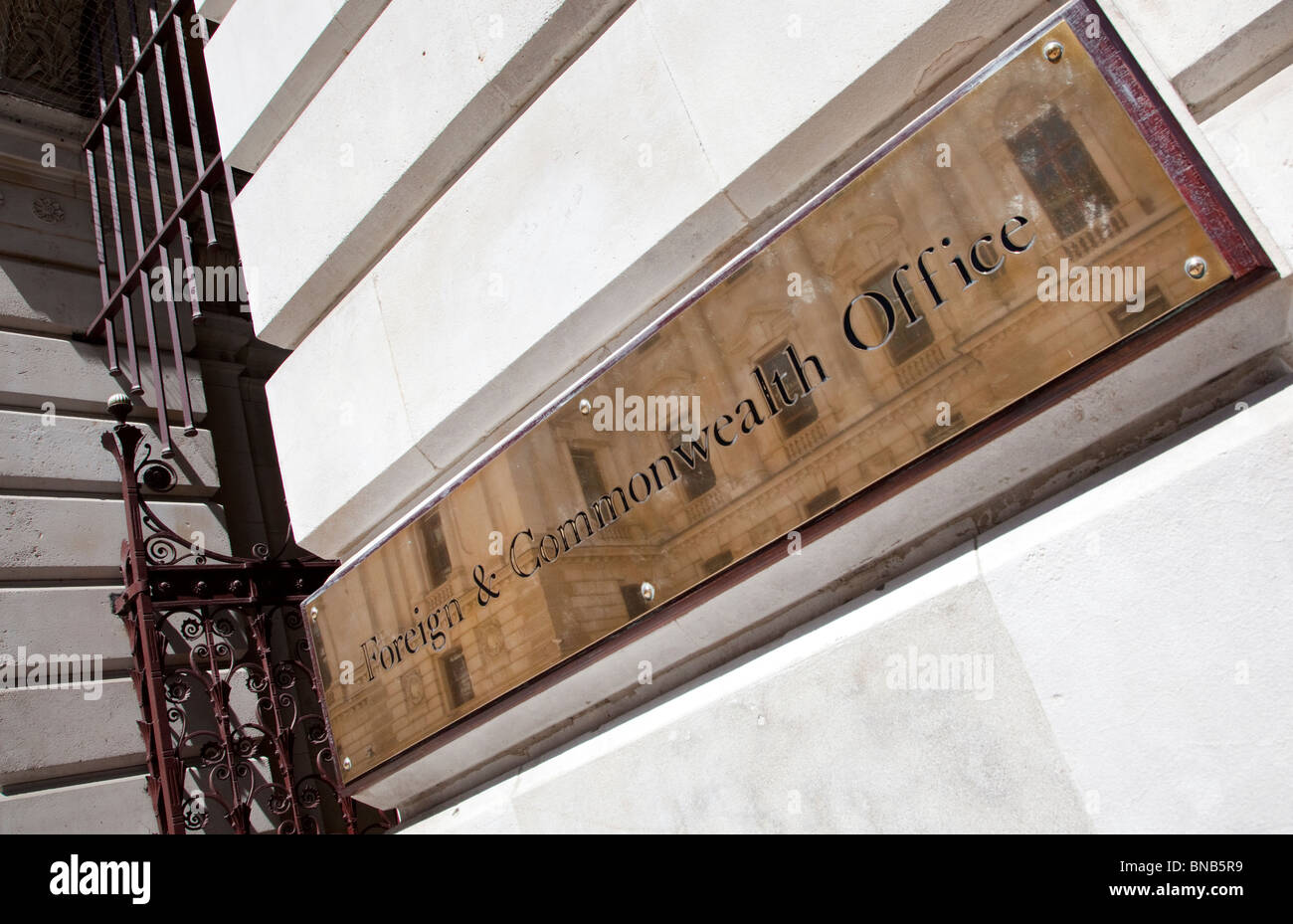 Foreign commonwealth office london hi-res stock photography and images ...