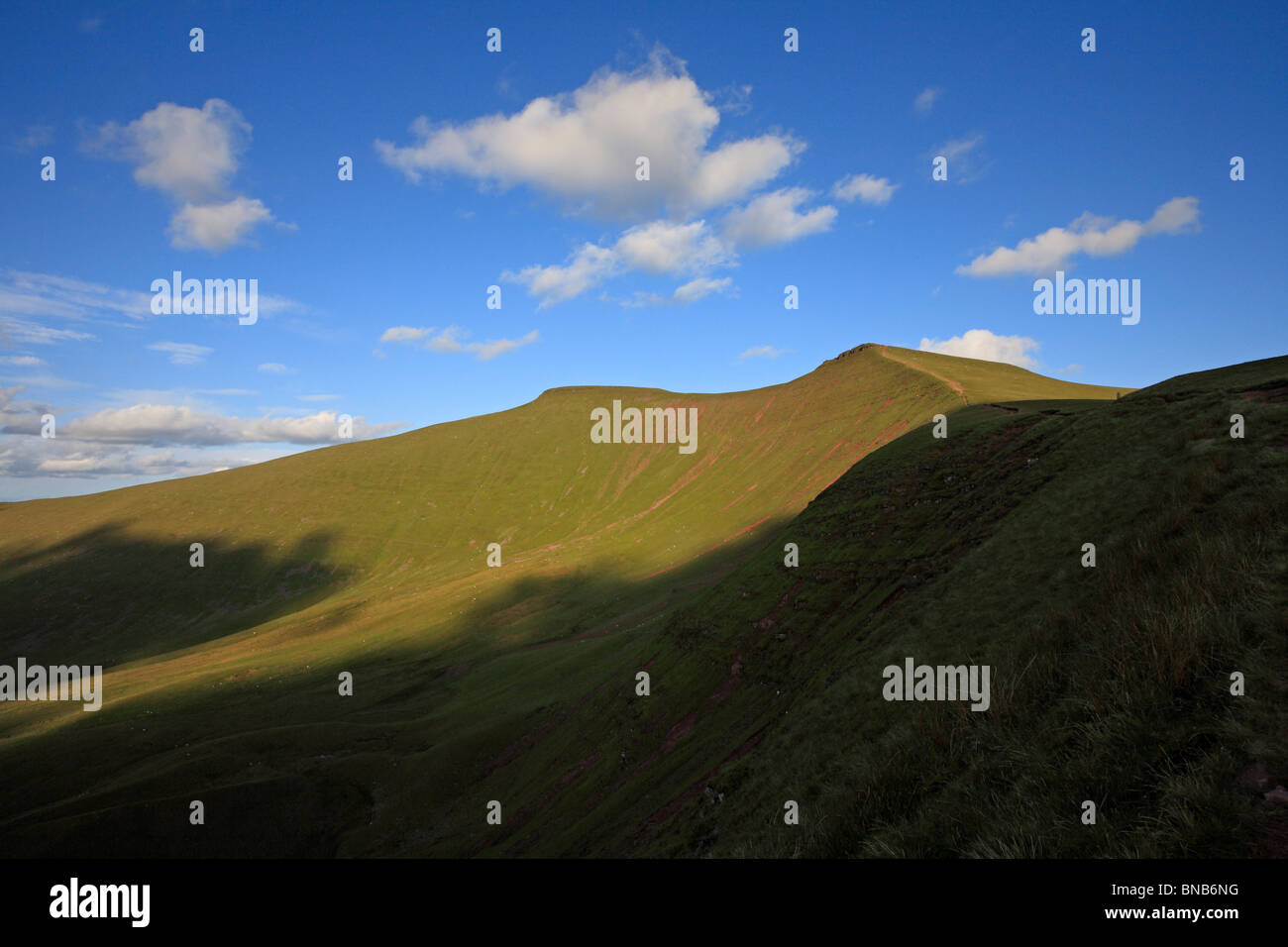 Pen y Fan & Corn Du Summits, Brecon Beacons, Wales, UK Stock Photo - Alamy