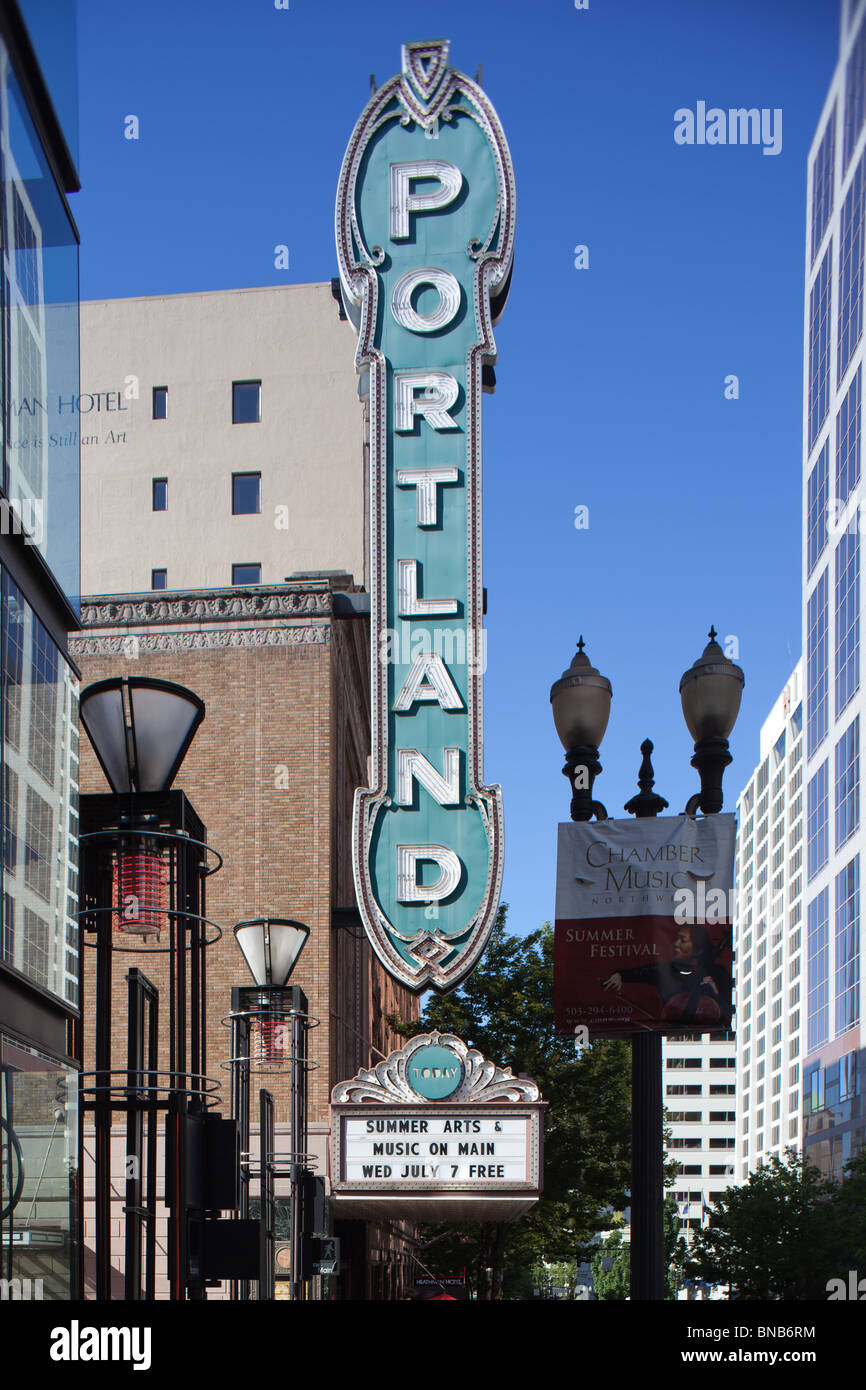 Oregon theatre hi-res stock photography and images - Alamy