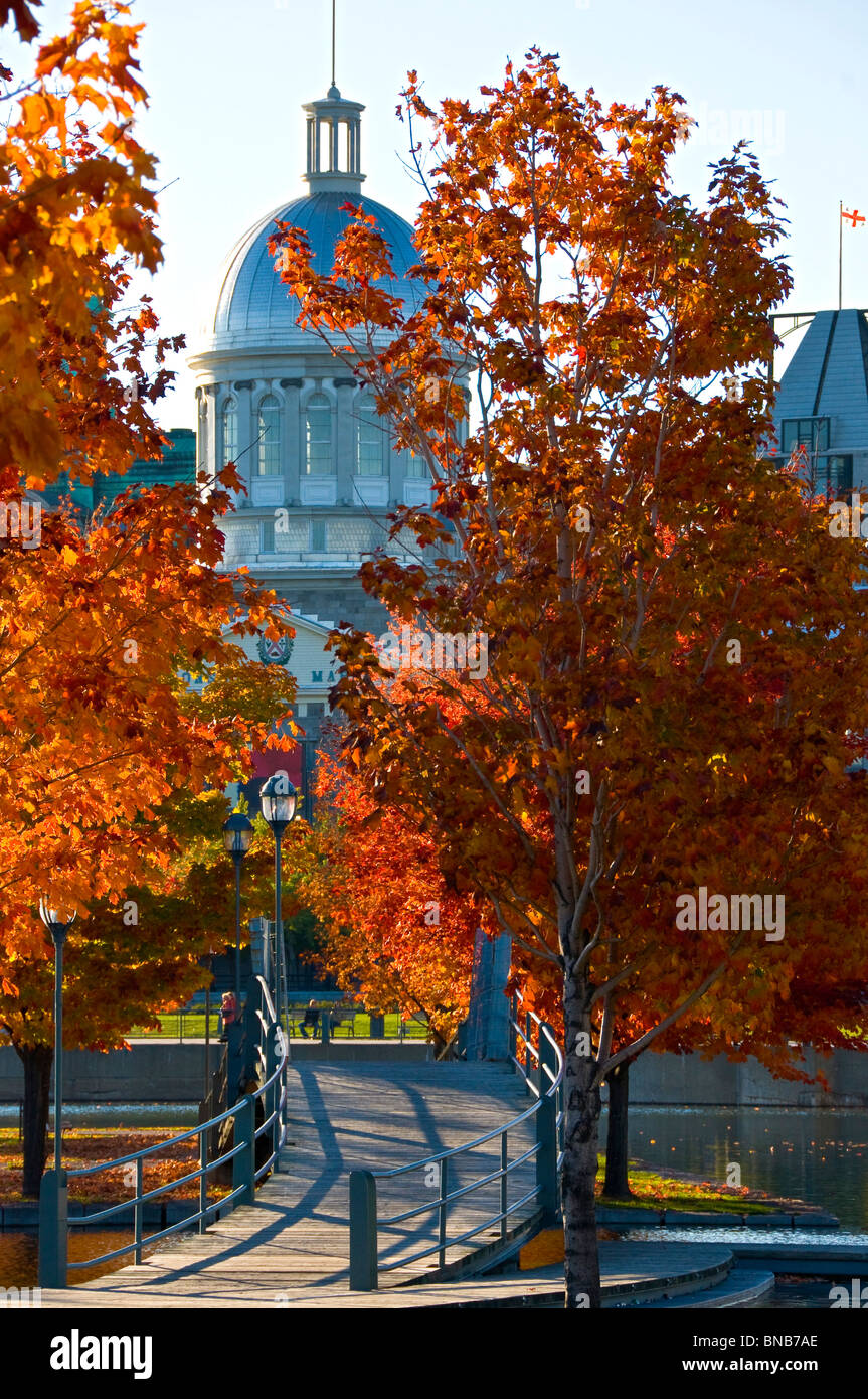 Autumn Old Montreal Bonsecours Market building Stock Photo - Alamy