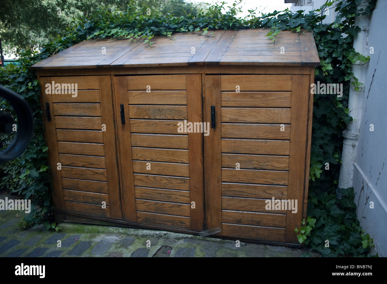 Upcycling garden containers hi-res stock photography and images - Alamy