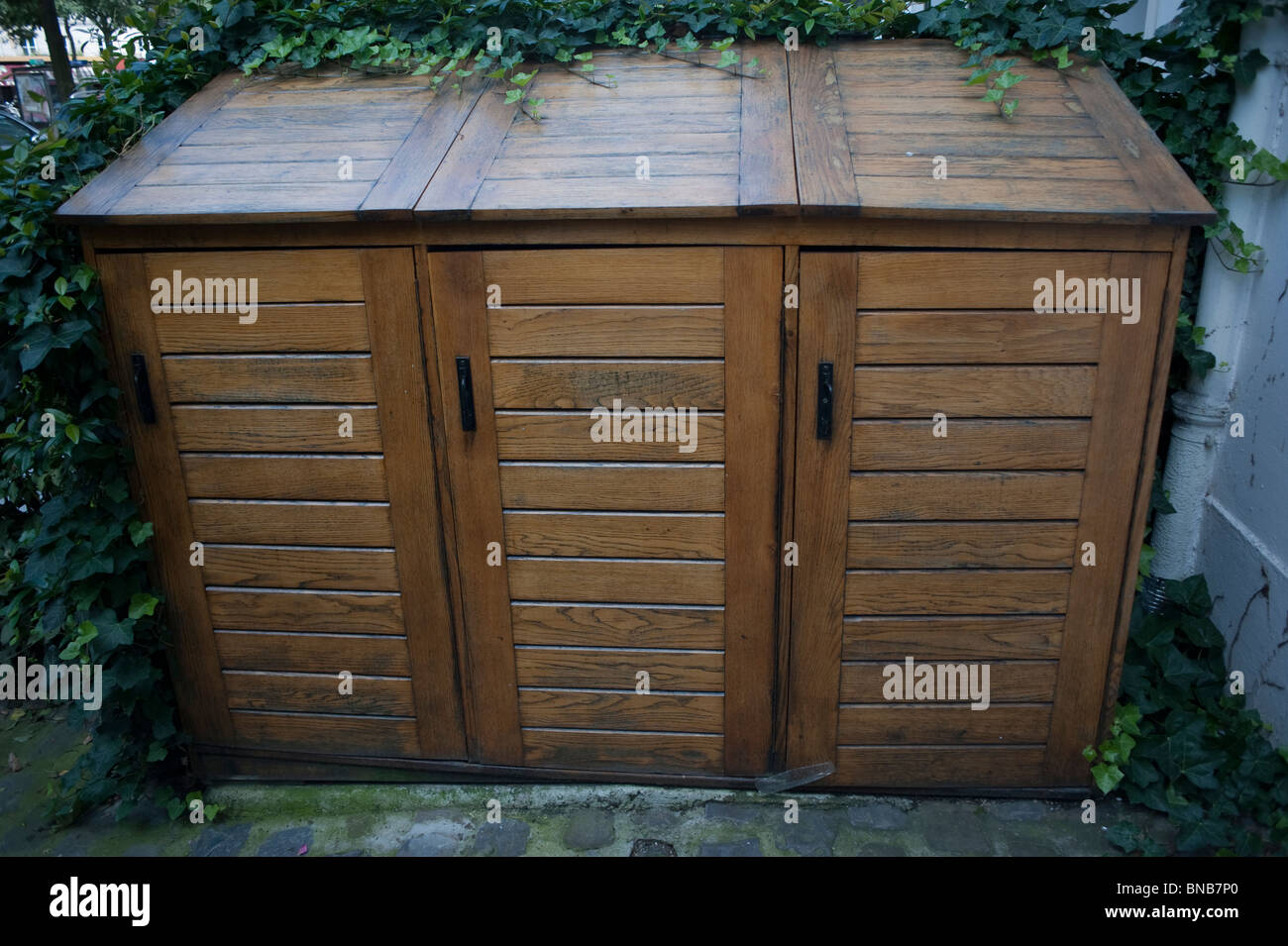 Rejected container hi-res stock photography and images - Alamy