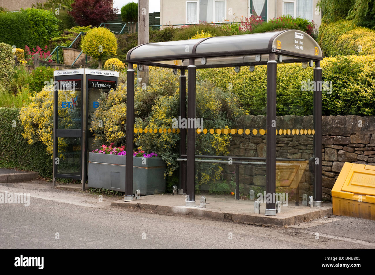 Tansley Village Bus Stop, Derbyshire Stock Photo - Alamy