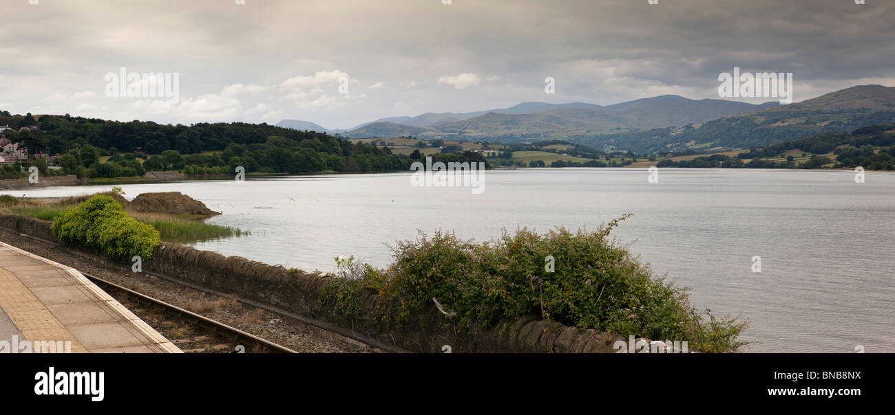 UK, Wales, Conway, Glan Conwy, panoramic view of Snowdonia mountains ...