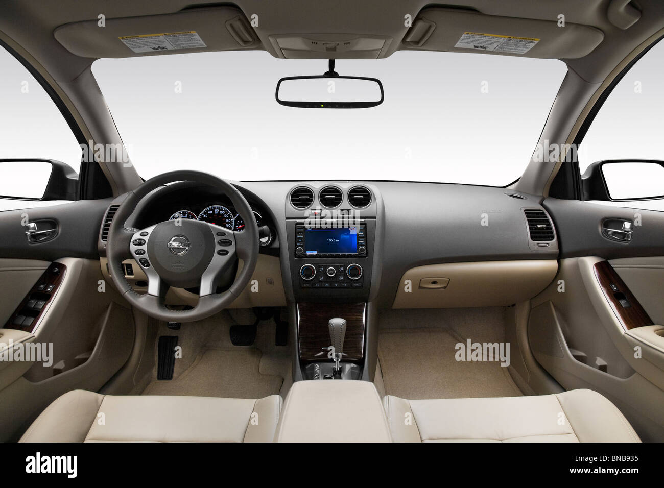 Nissan altima hi-res stock photography and images - Alamy